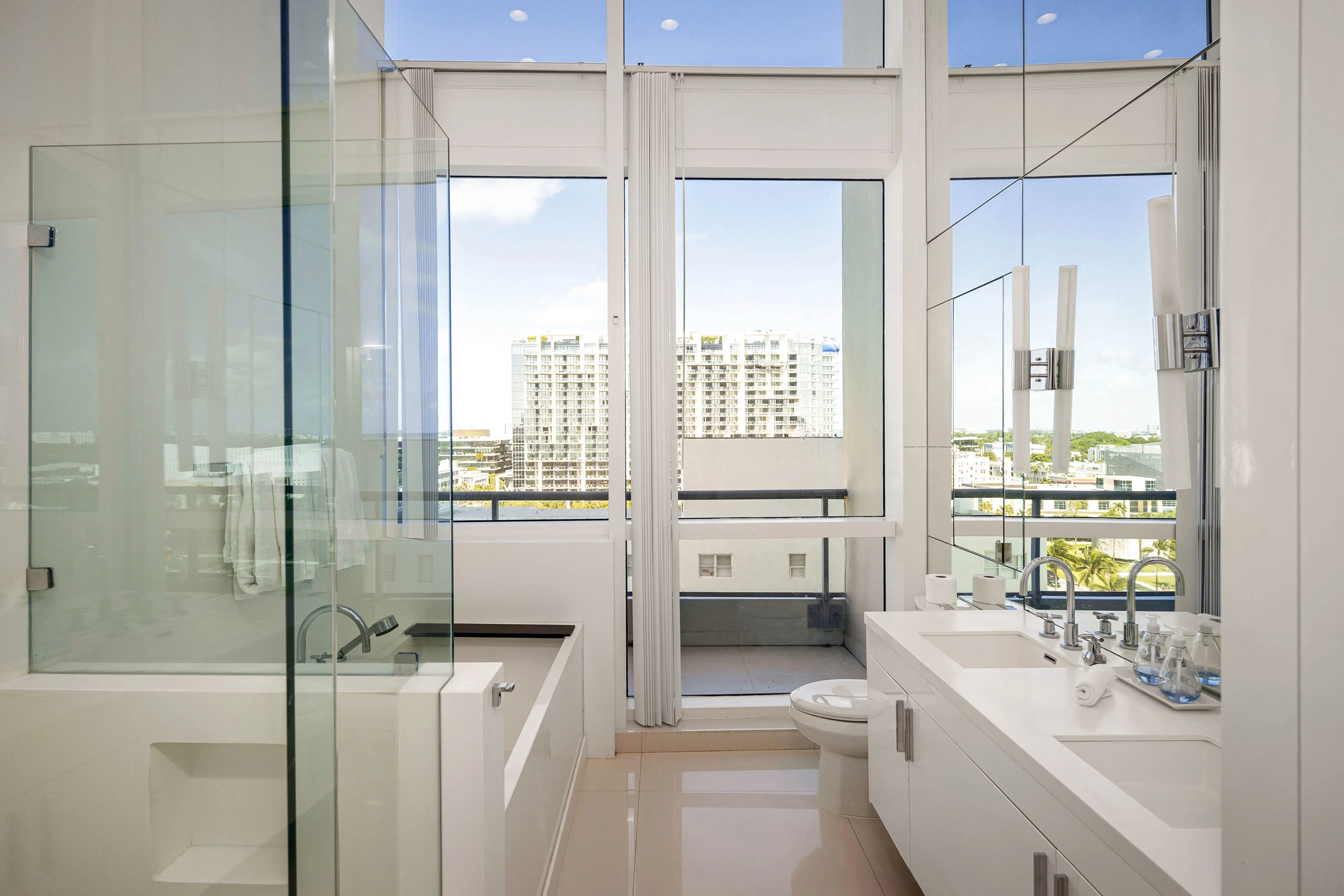 101 20th Street #TH C, Miami Beach, Florida 33139 | Concierge Auctions