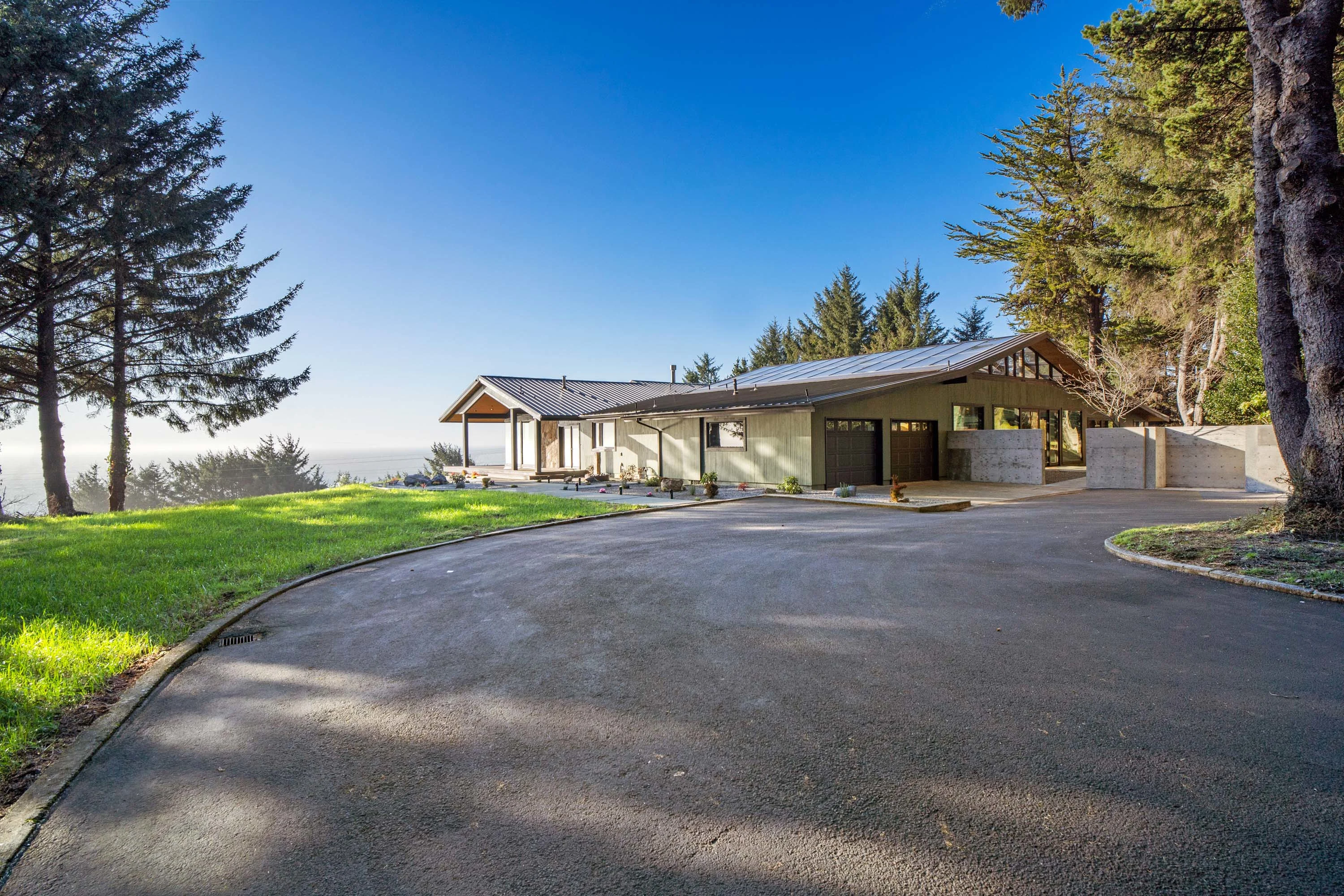 25327 Cape View Loop, Gold Beach, Oregon 97444 | Concierge Auctions