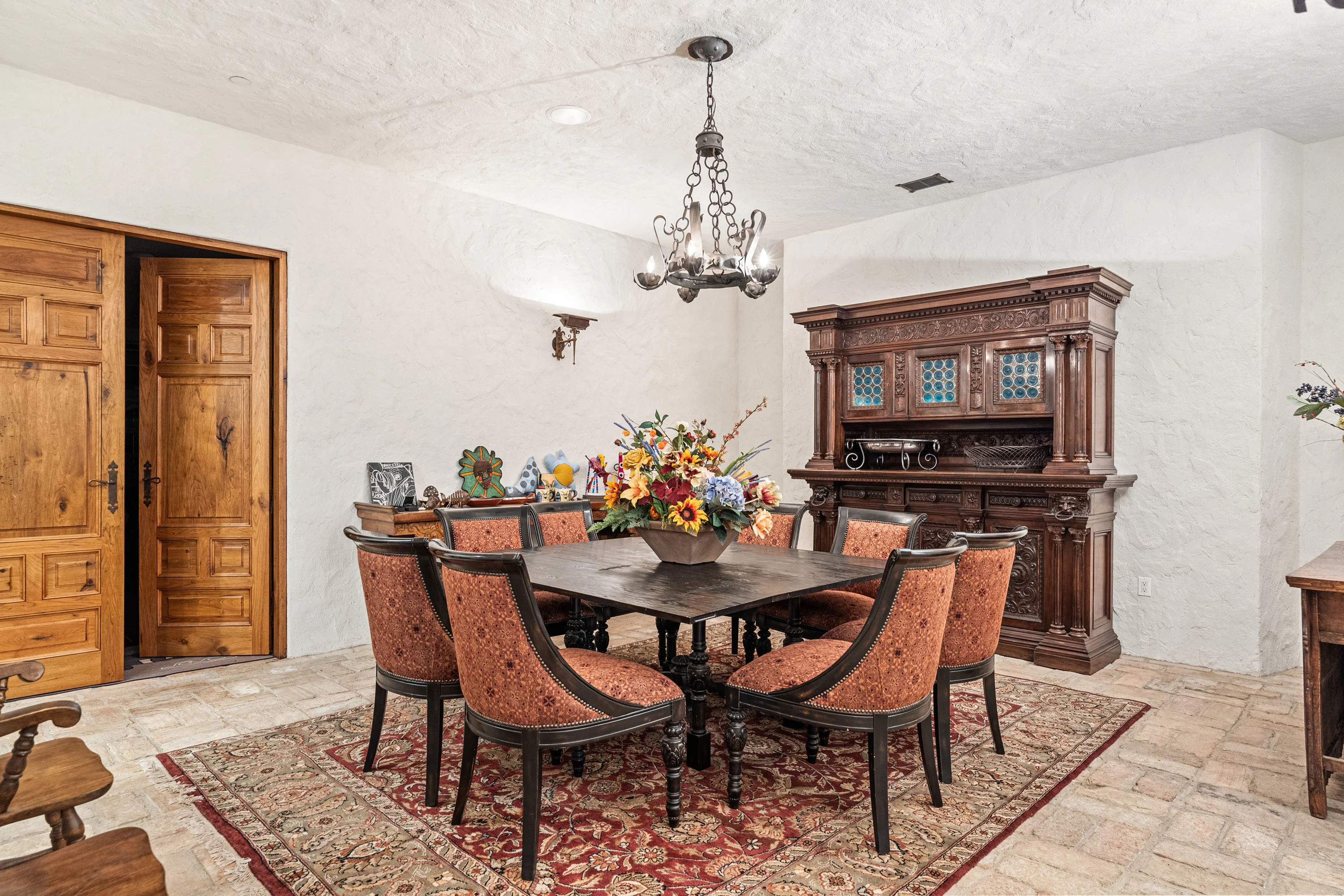 13320 Signal Tree Lane, Potomac, Maryland 20854 | Concierge Auctions