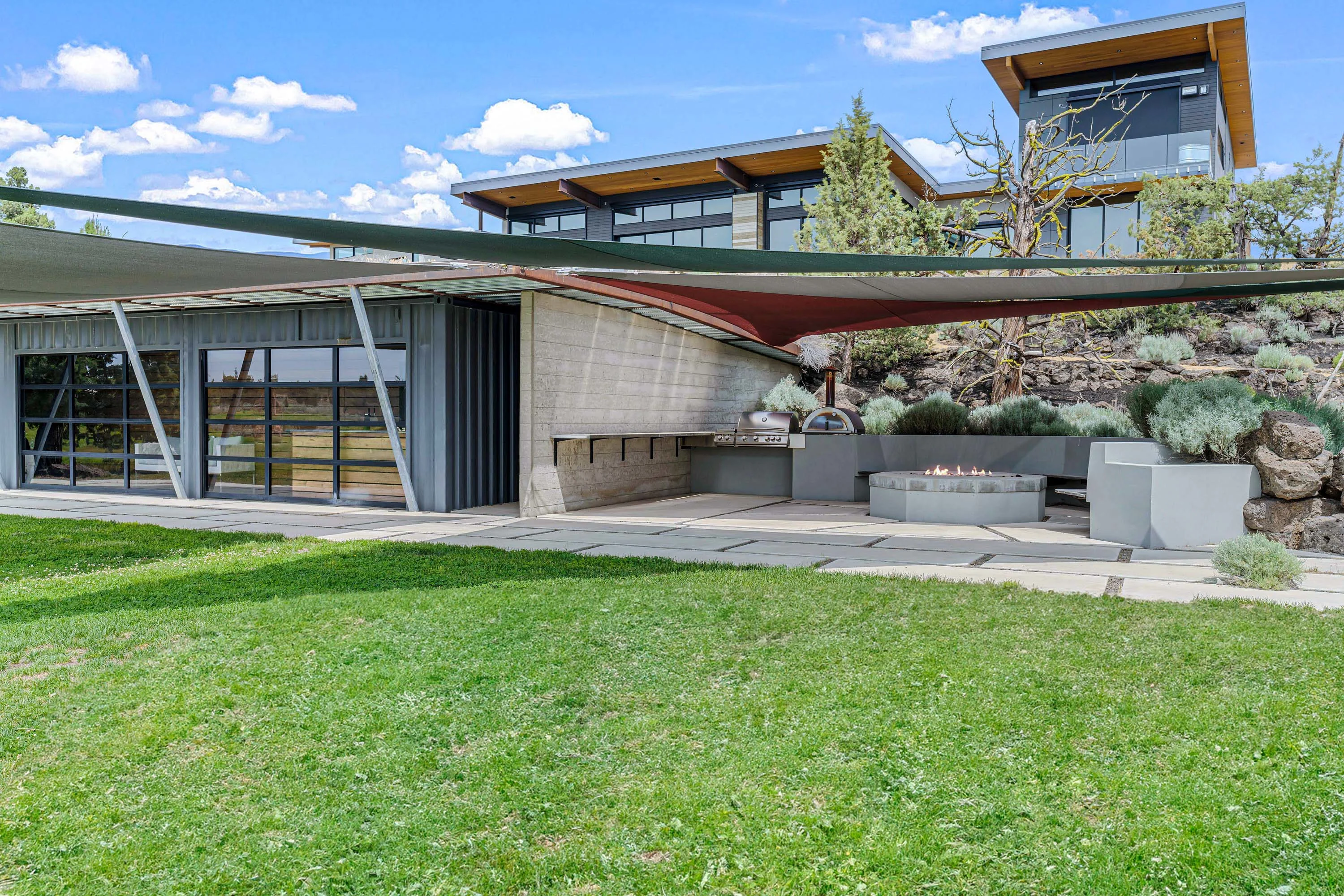 62265 Dodds Road, Bend, Oregon 97701 | Concierge Auctions