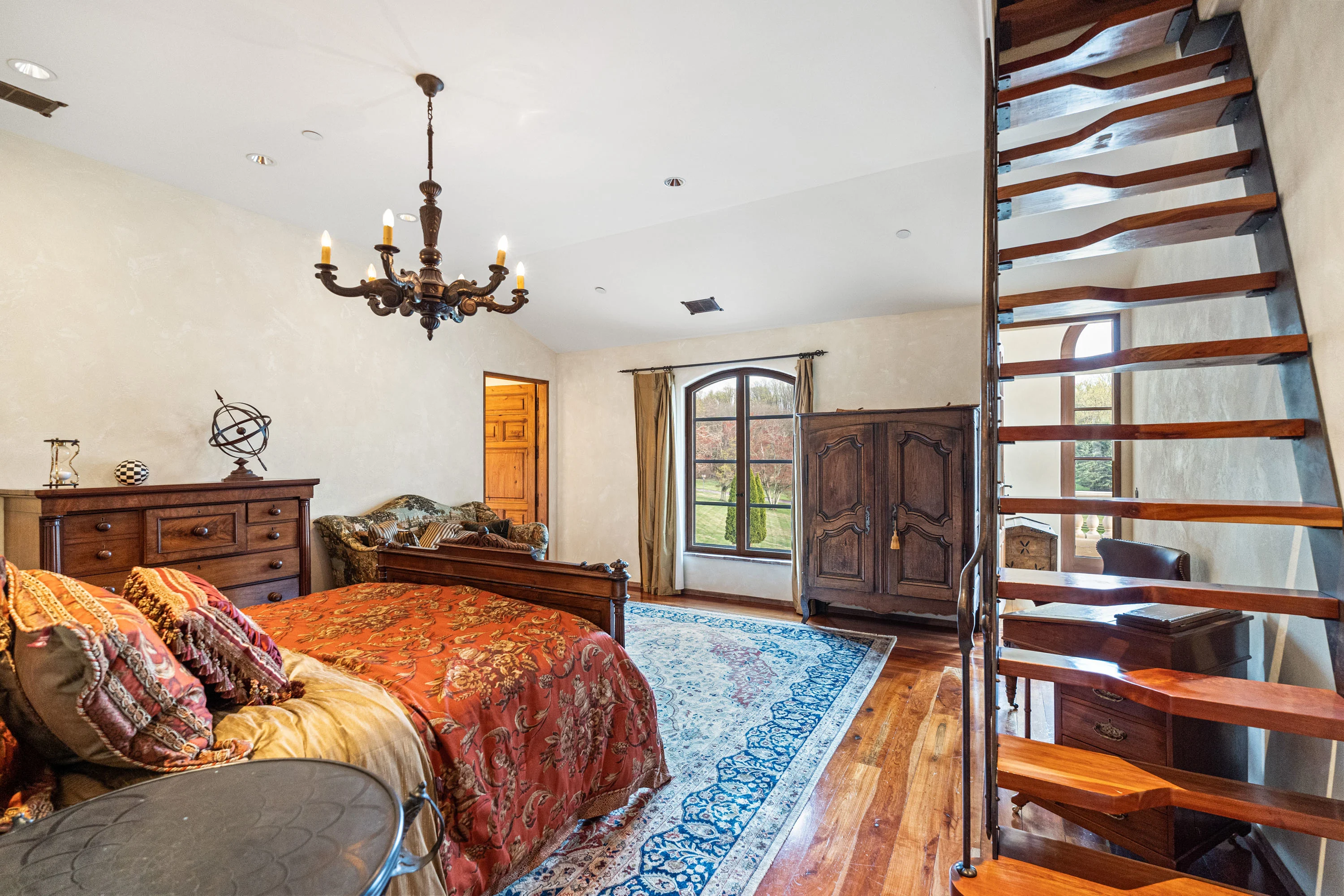 13320 Signal Tree Lane, Potomac, Maryland 20854 | Concierge Auctions