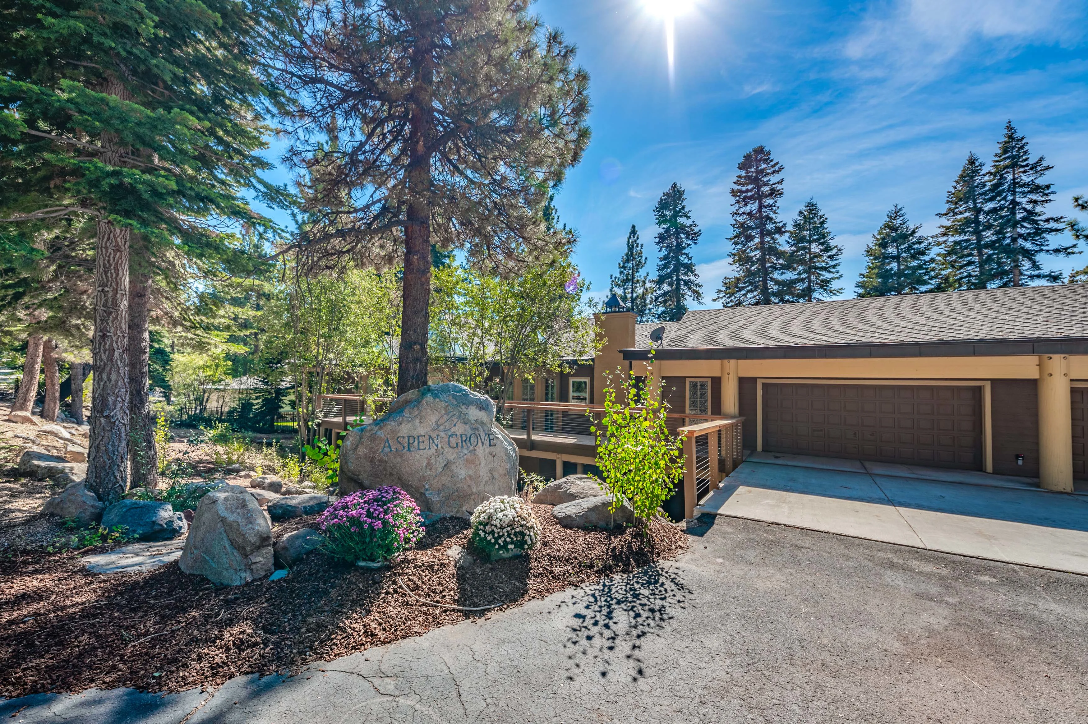 949 Fairview Boulevard, Lake Tahoe, Nevada 89451 | Concierge Auctions