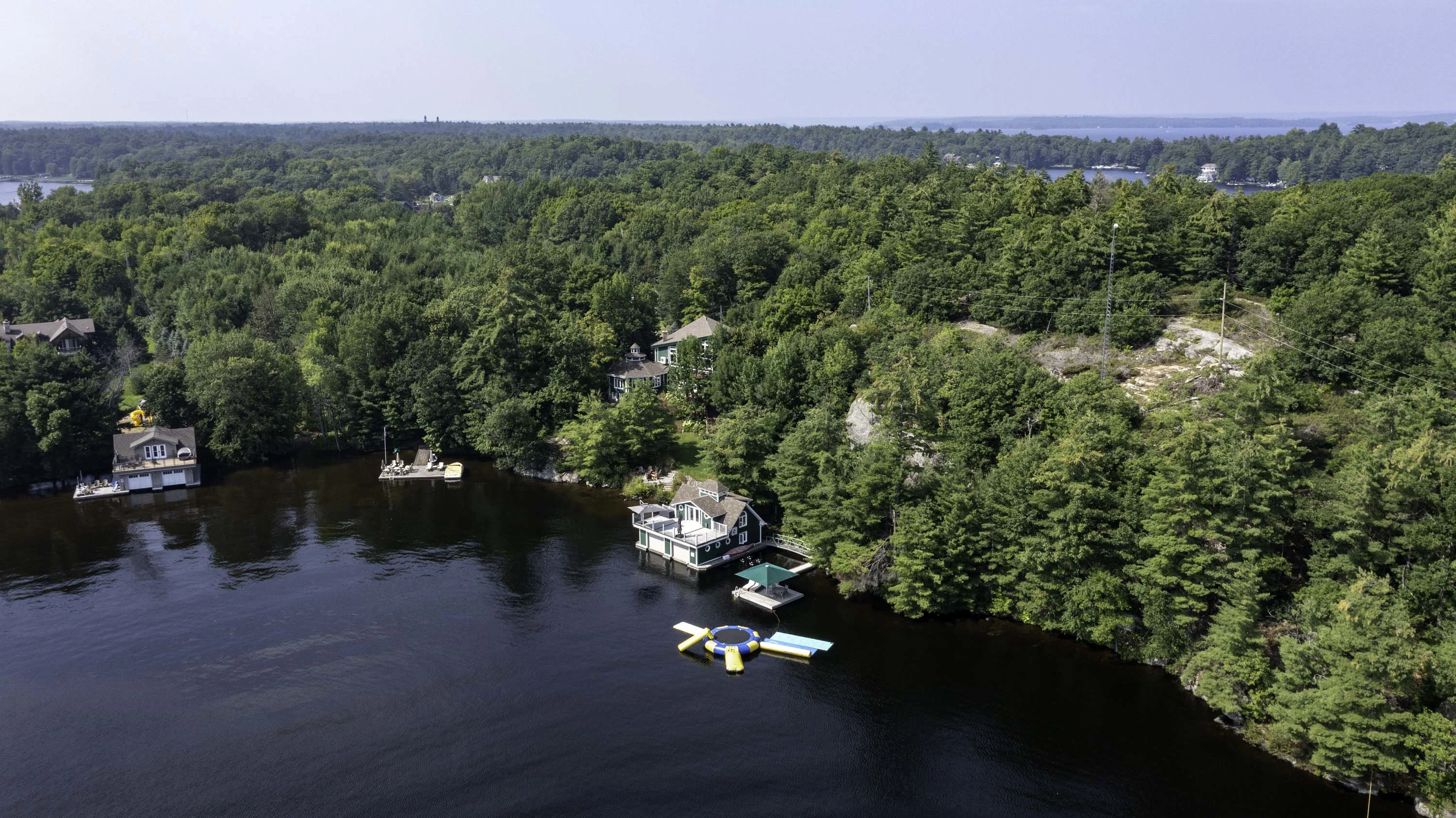 1080 Whitehead Road, Lake Muskoka, Gravenhurst, Ontario P1P 1V1, Canada ...