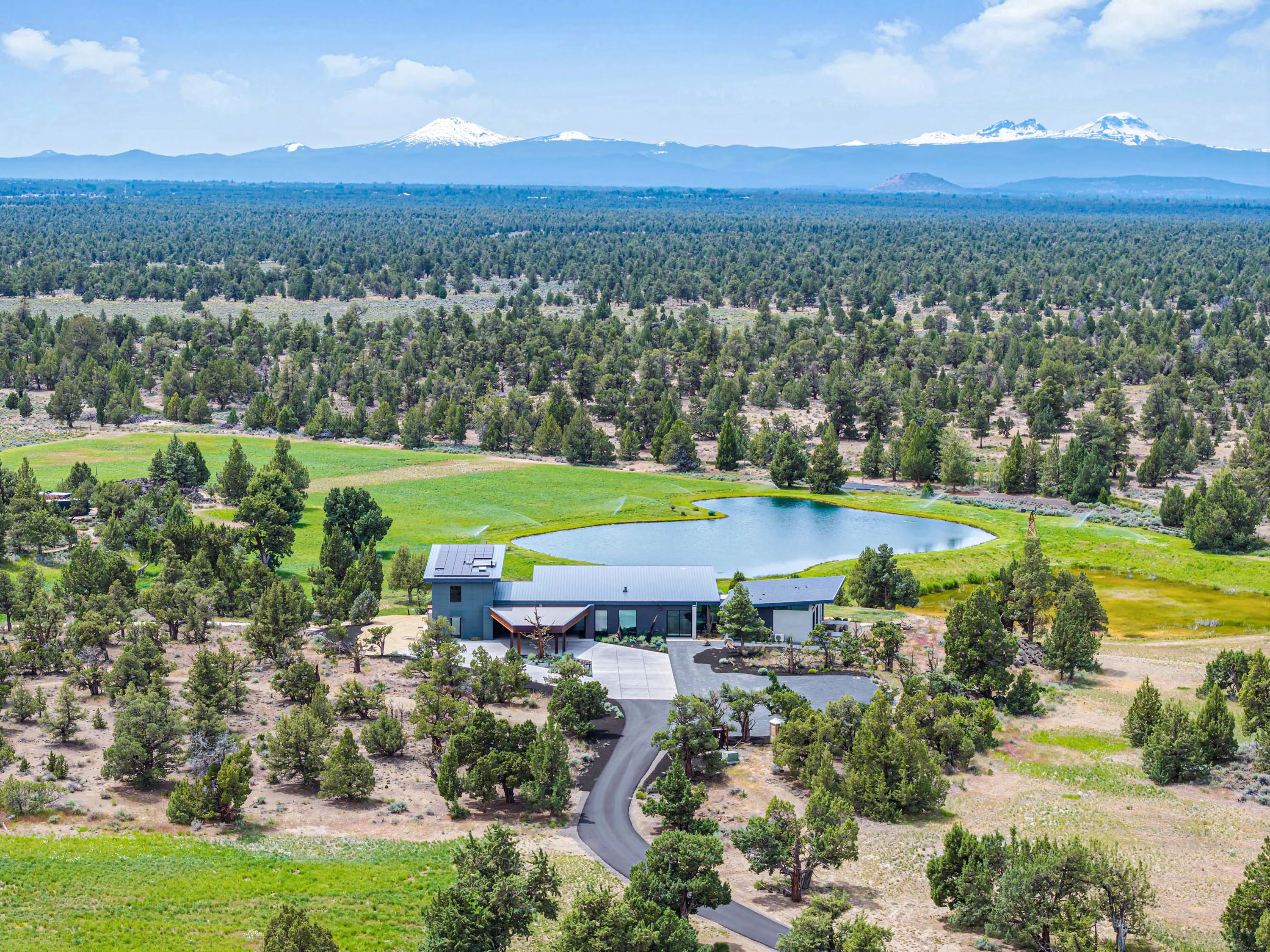 62265 Dodds Road, Bend, Oregon 97701 | Concierge Auctions