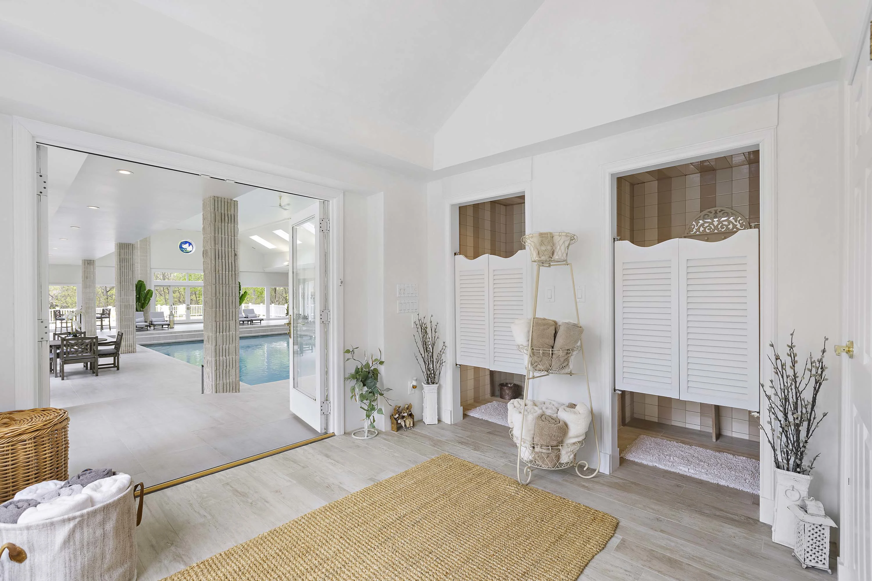 Swan Manor | 1 Swan Place, Nissequogue, Gold Coast, New York 11780 ...