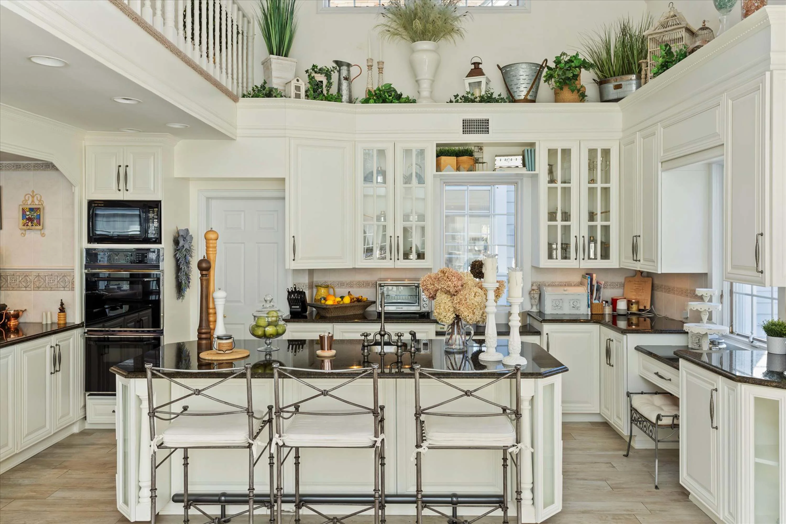 Swan Manor | 1 Swan Place, Nissequogue, Gold Coast, New York 11780 ...