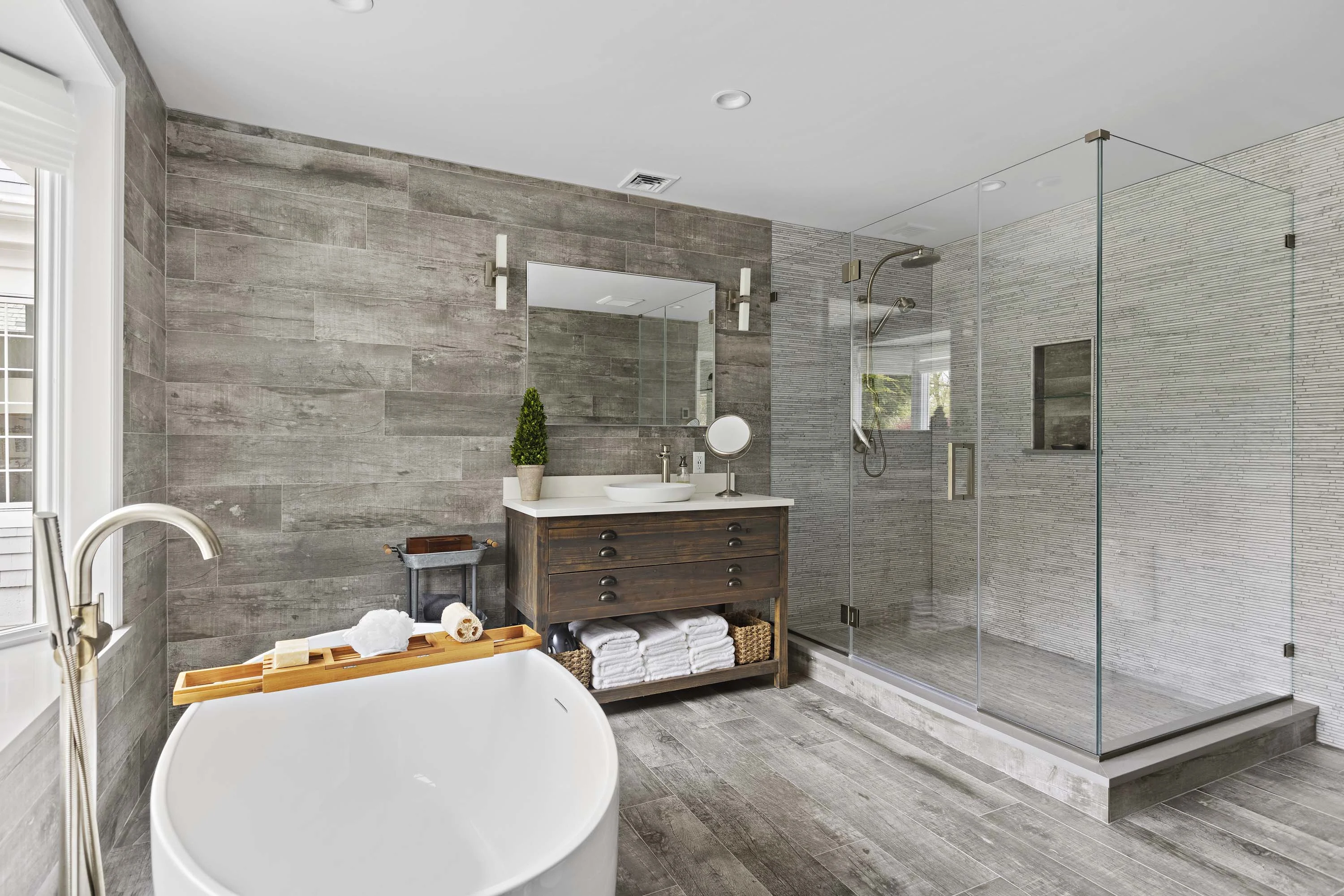 Swan Manor | 1 Swan Place, Nissequogue, Gold Coast, New York 11780 ...