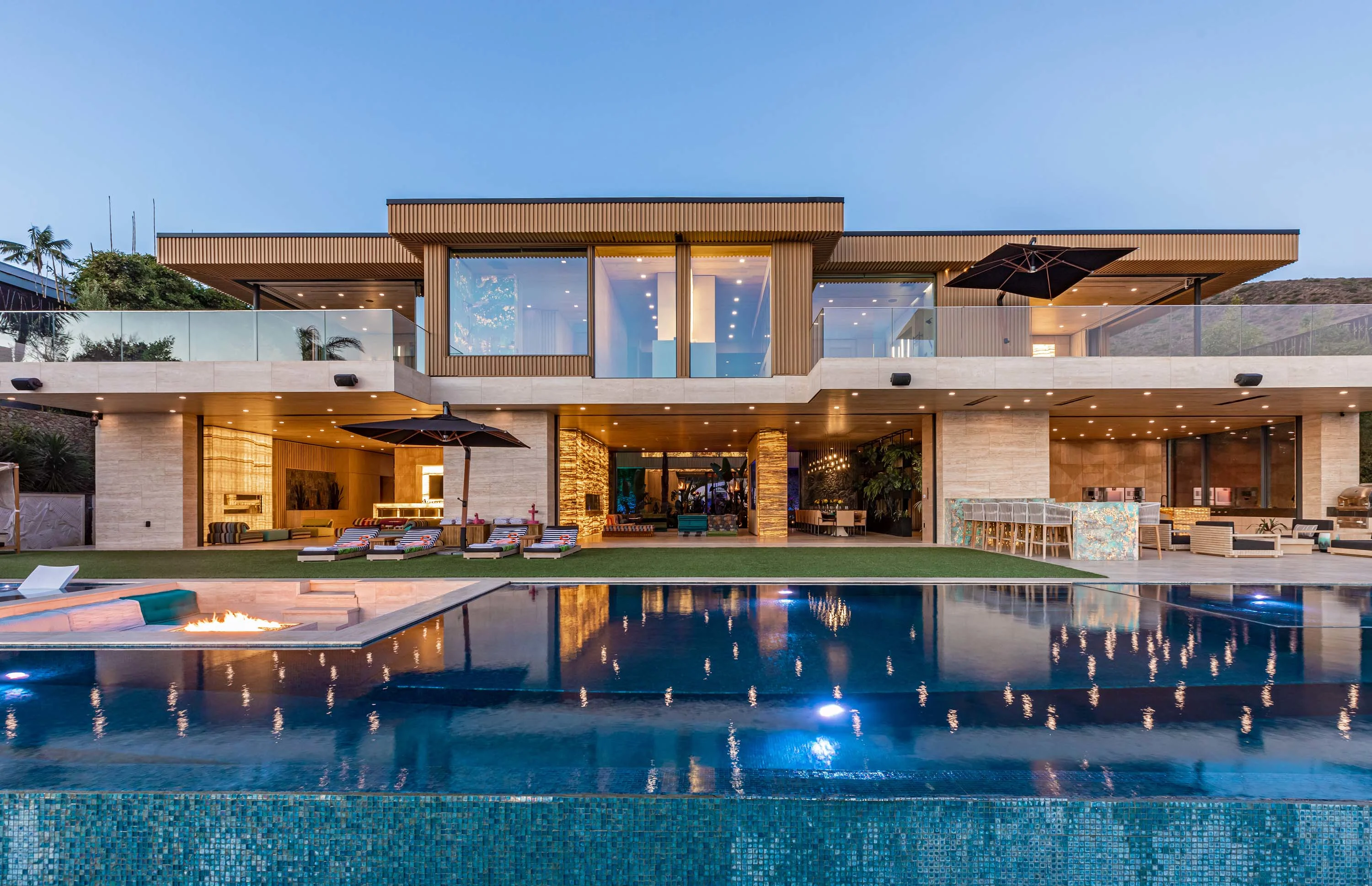 11870 Ellice Street, Malibu, California 90265 | Concierge Auctions