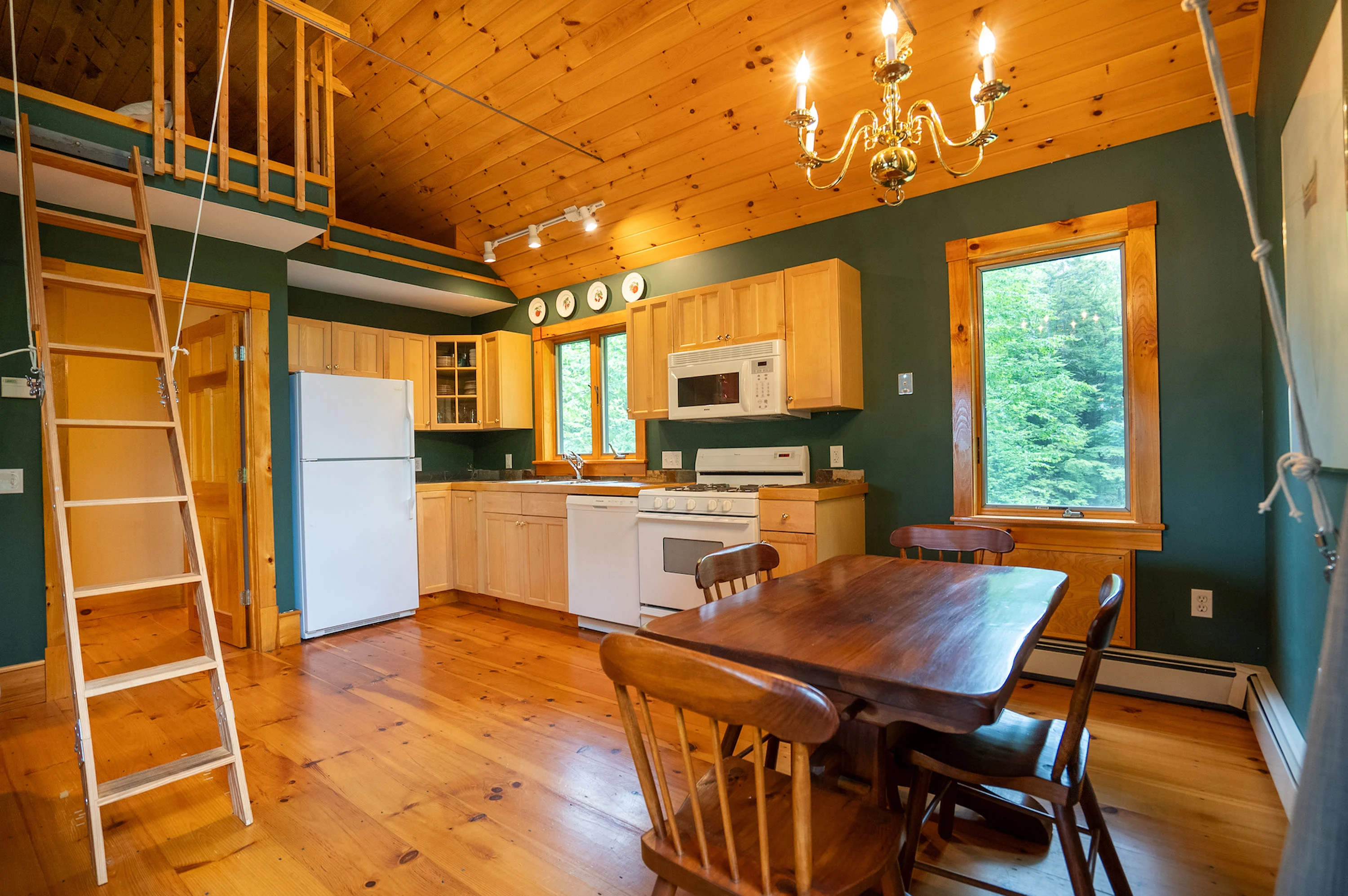 404 Patnoe Farm Drive, Hyde Park, Near Stowe, Vermont 05655 | Concierge ...