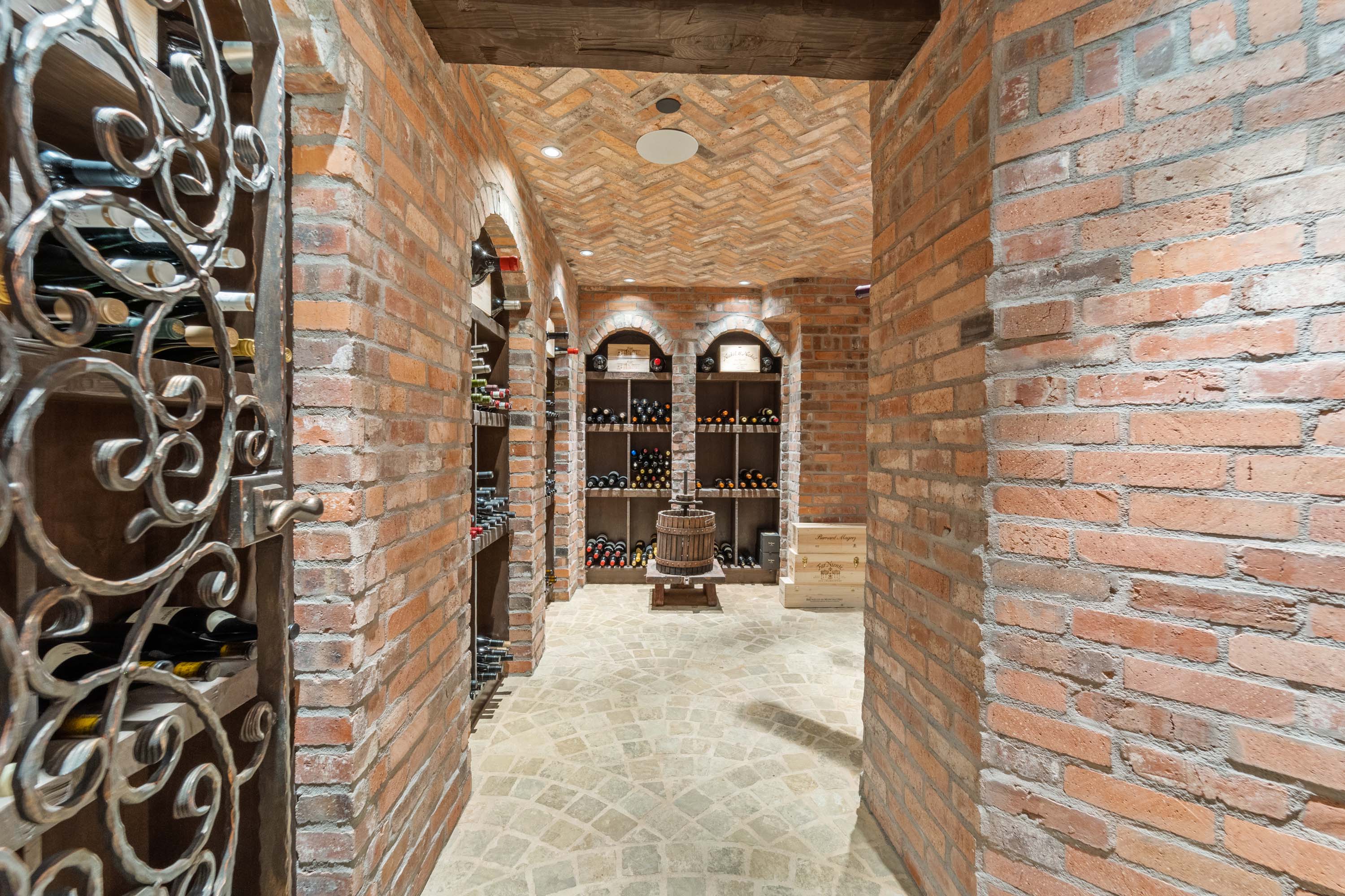 7944 Dante Drive, Littleton, Colorado 80125 | Concierge Auctions