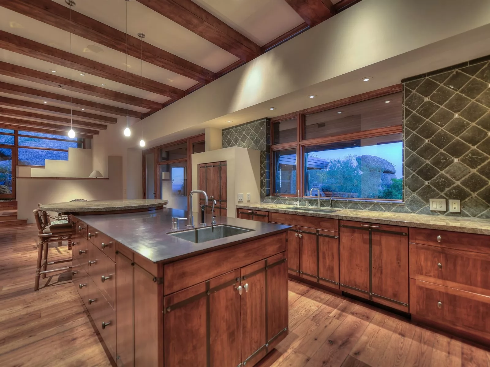 35237 North Ridgeway Dr, Carefree, Arizona 85377 | Concierge Auctions