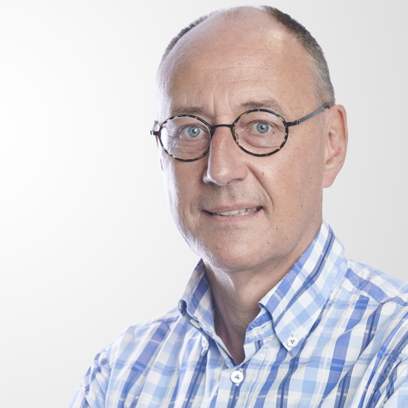 Dr Peter Stuer
