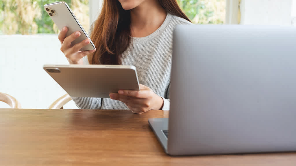 How to turn on AirDrop on your iPhone, iPad, or Mac | Asurion