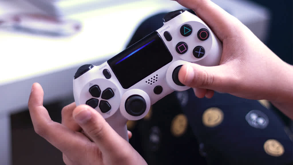 How to fix PS4 controller drift | Asurion