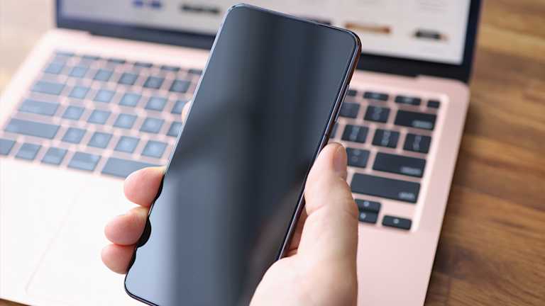 Samsung Galaxy touch screen not working? Here's what to do | Asurion