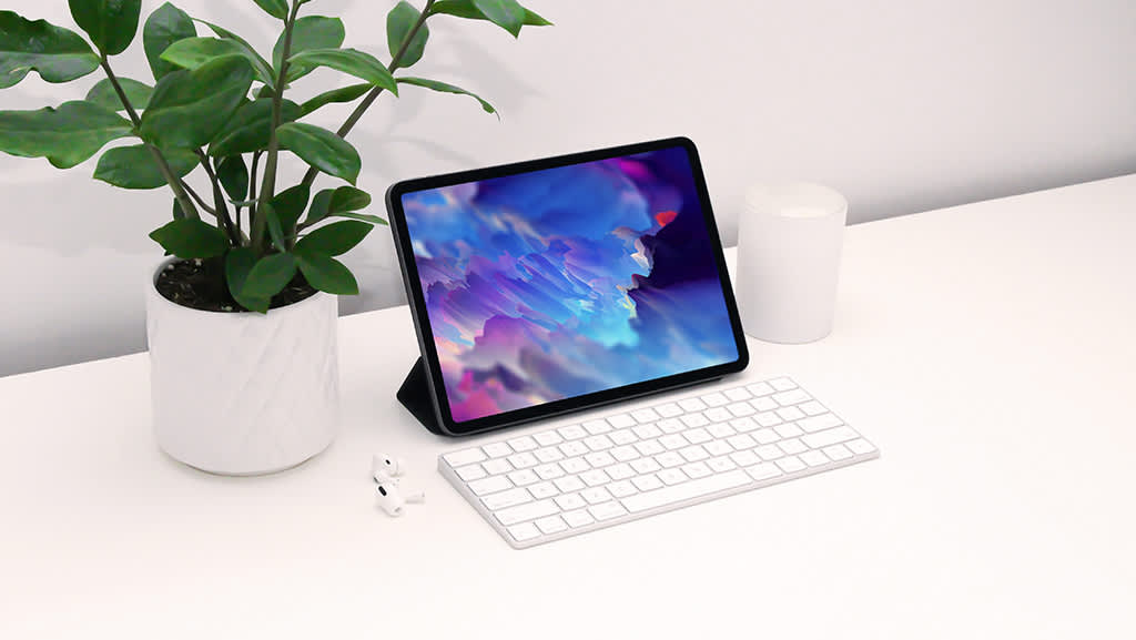iPad stuck on the Apple logo? Here's how to fix it | Asurion