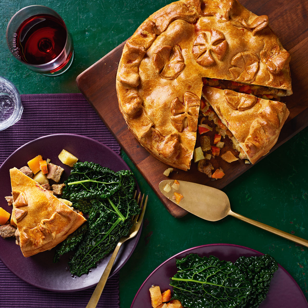 Zur Belish Meat and Root Vegetable Pie