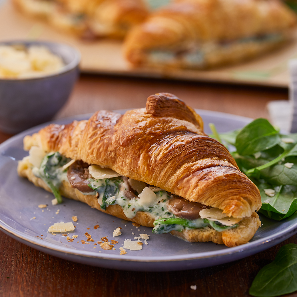 Croissants with Mushrooms and Spinach Bechamel Recipe | Ocado