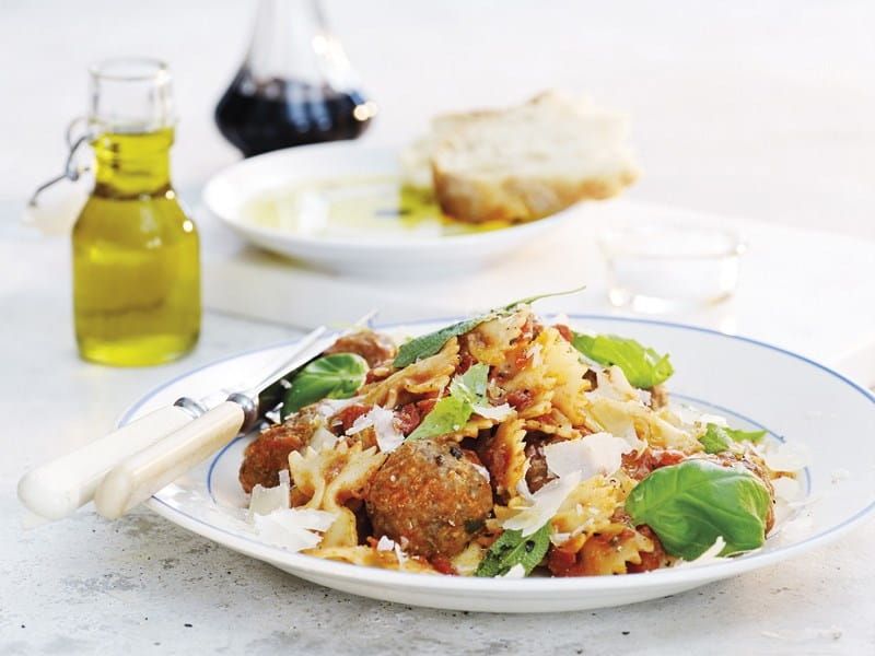 Pasta med kjøttboller - ekte italiensk oppskrift | Barilla | Barilla