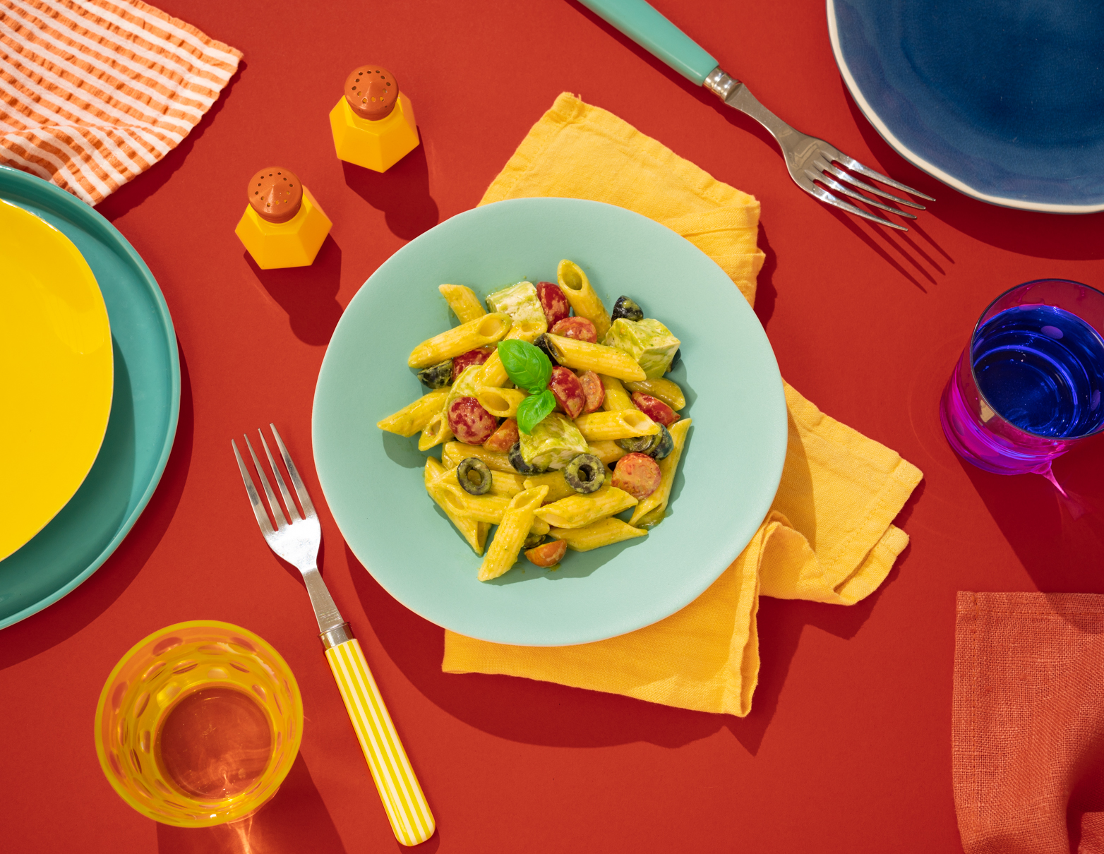 Deilig og alternativ oppskrift på pastasalat med feta | Barilla