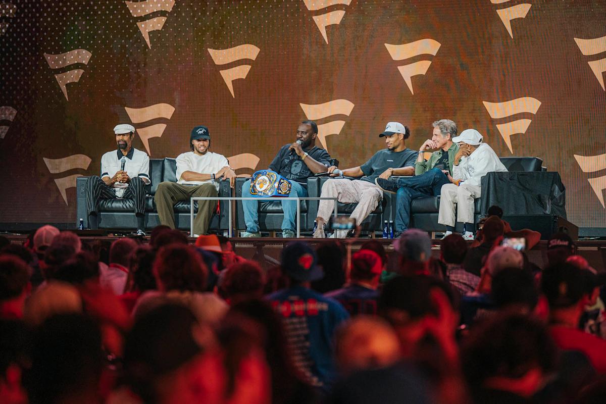 Go to Fanatics Fest NYC 2025 | Sports Celebrities & Collectibles, Manhattan