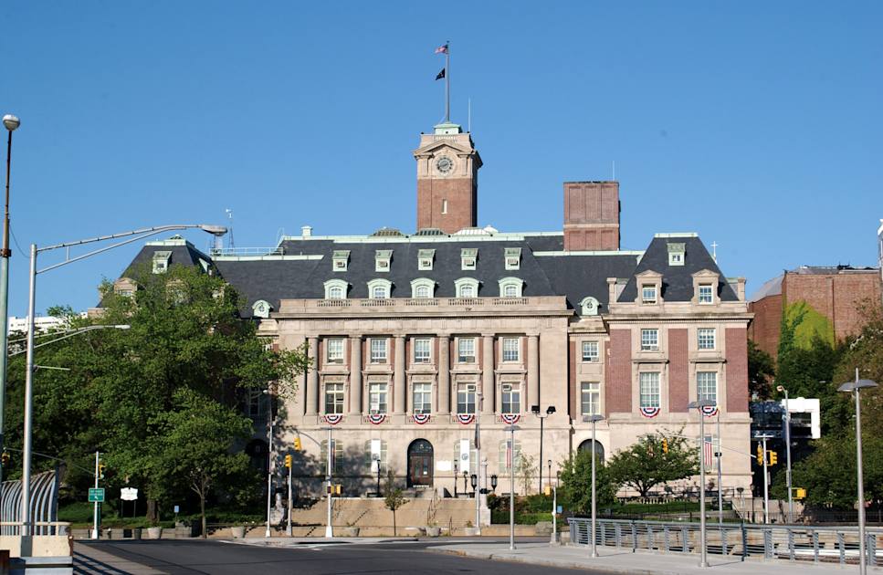 Staten Island Borough Hall | Staten Island | Attractions