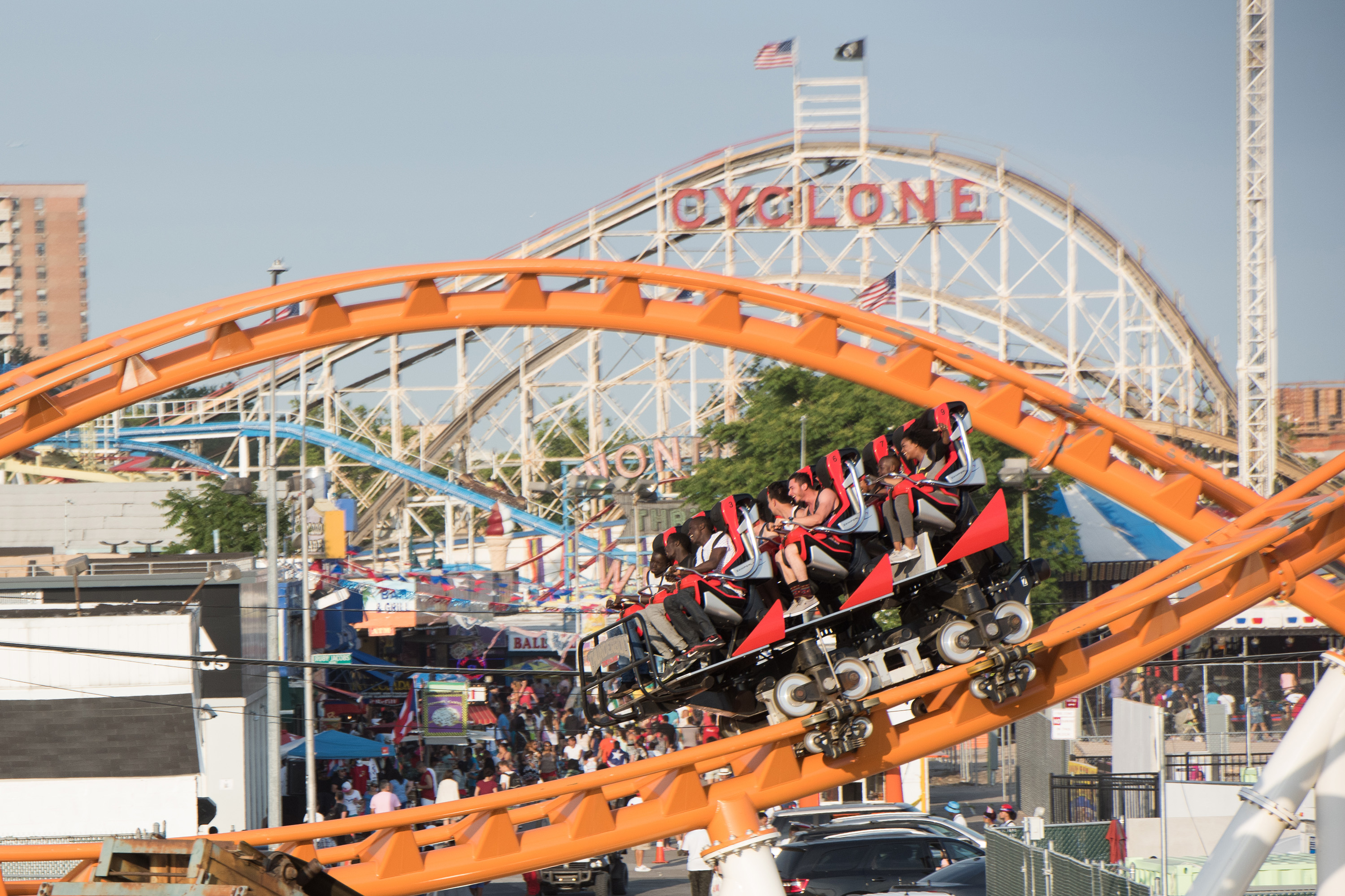 Coney Island Coaster Showdown: Cyclone vs. Thunderbolt | Read About The ...