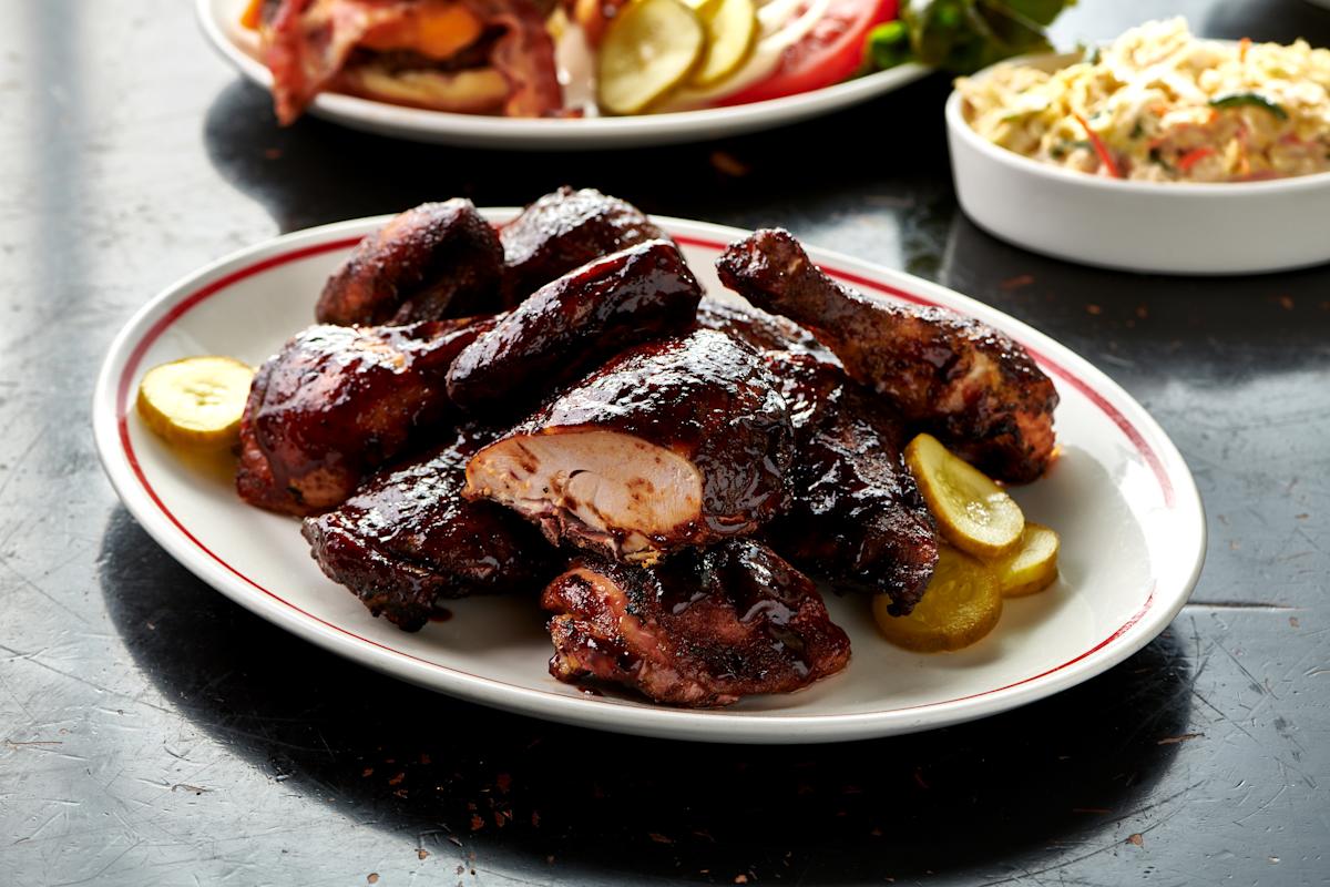 Blue Smoke - Battery Park City | NYC Tourism