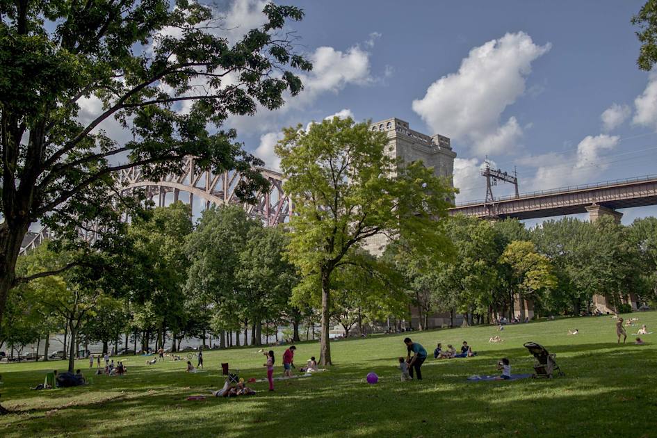 A Day and Night in Astoria | Your Guide to NYC Tourism