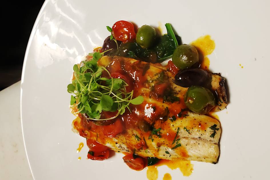 Vinum Wine Bar | Stapleton Heights nightlife | NYCtourism.com | NYC Tourism