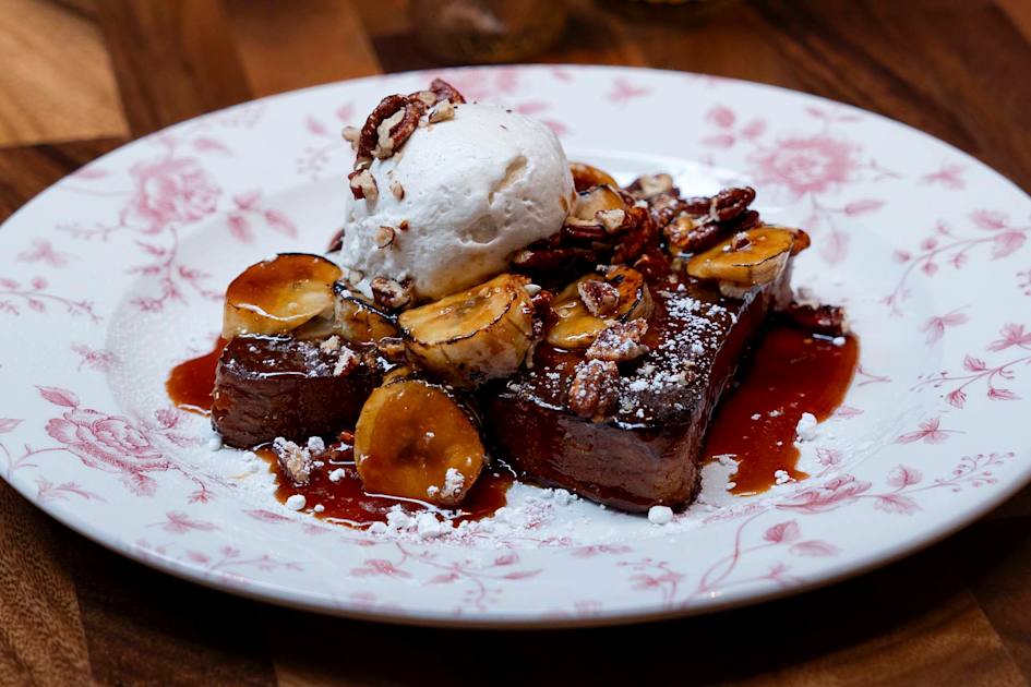 Rosevale Cocktail Room | Hell's Kitchen bar/lounge | NYCtourism.com