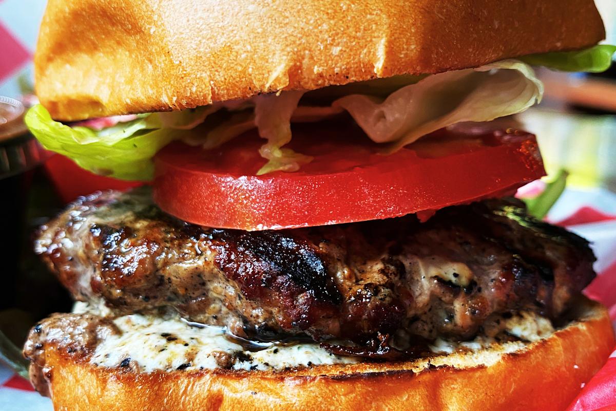 Queens Bully | Forest Hills restaurant | NYCgo.com | NYC Tourism
