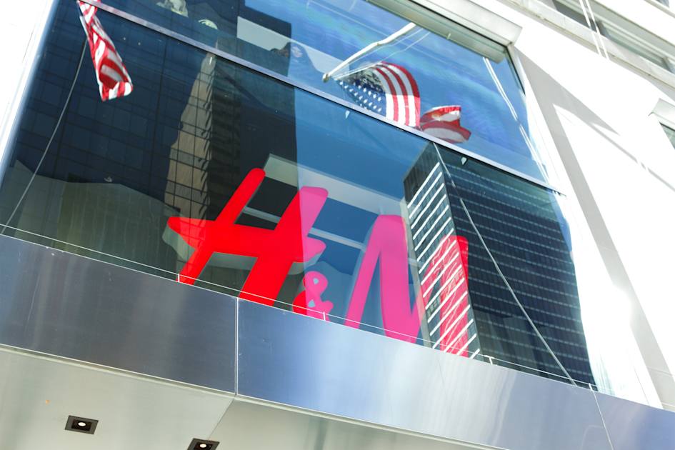 H&M - The Mall at Bay Plaza