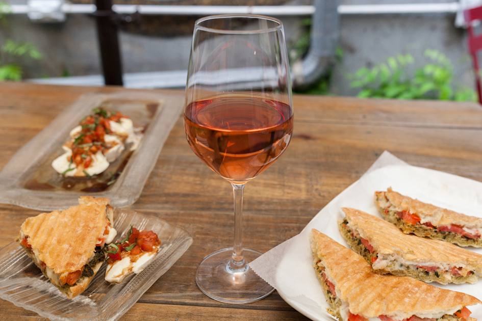 Bar Veloce | Your Guide to NYC Tourism