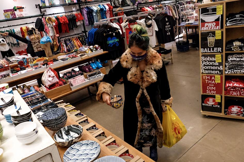 Shop Manhattan Small Businesses and Give Back | Your Guide to NYC Tourism