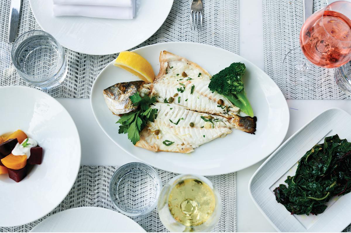 Estiatorio Milos Hudson Yards: New York City Restaurant, Hudson Yards ...