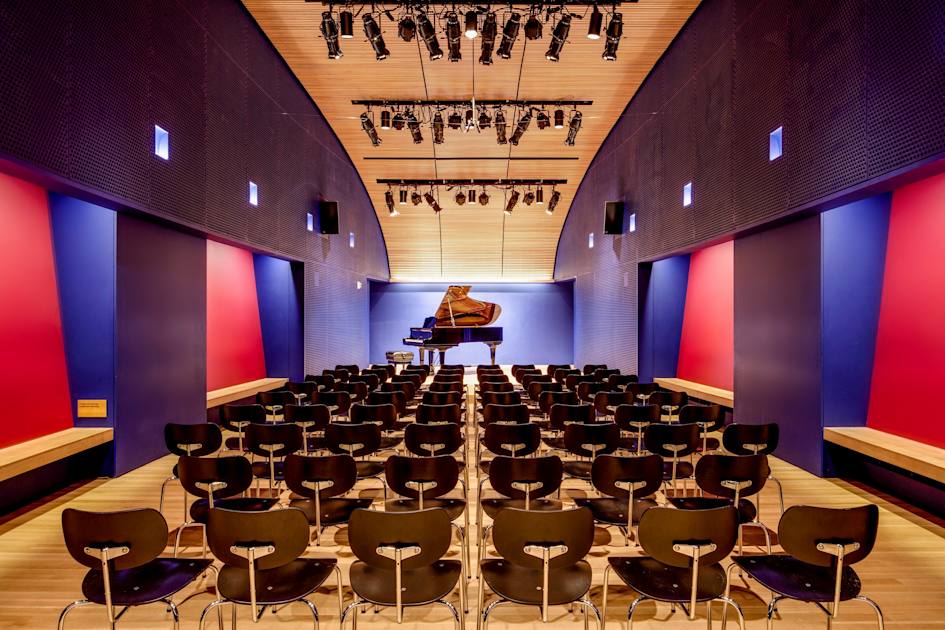 Opera America | Chelsea performing arts | NYC Tourism + Conventions