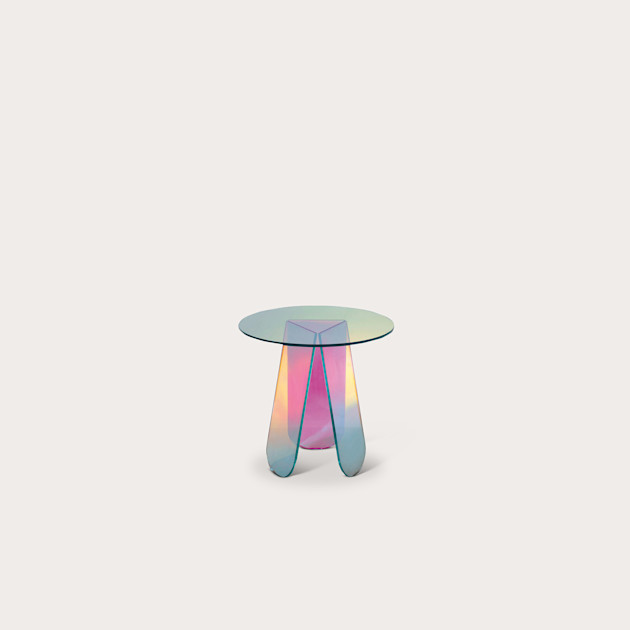 Avenue Road - Shimmer Round Dining Tables