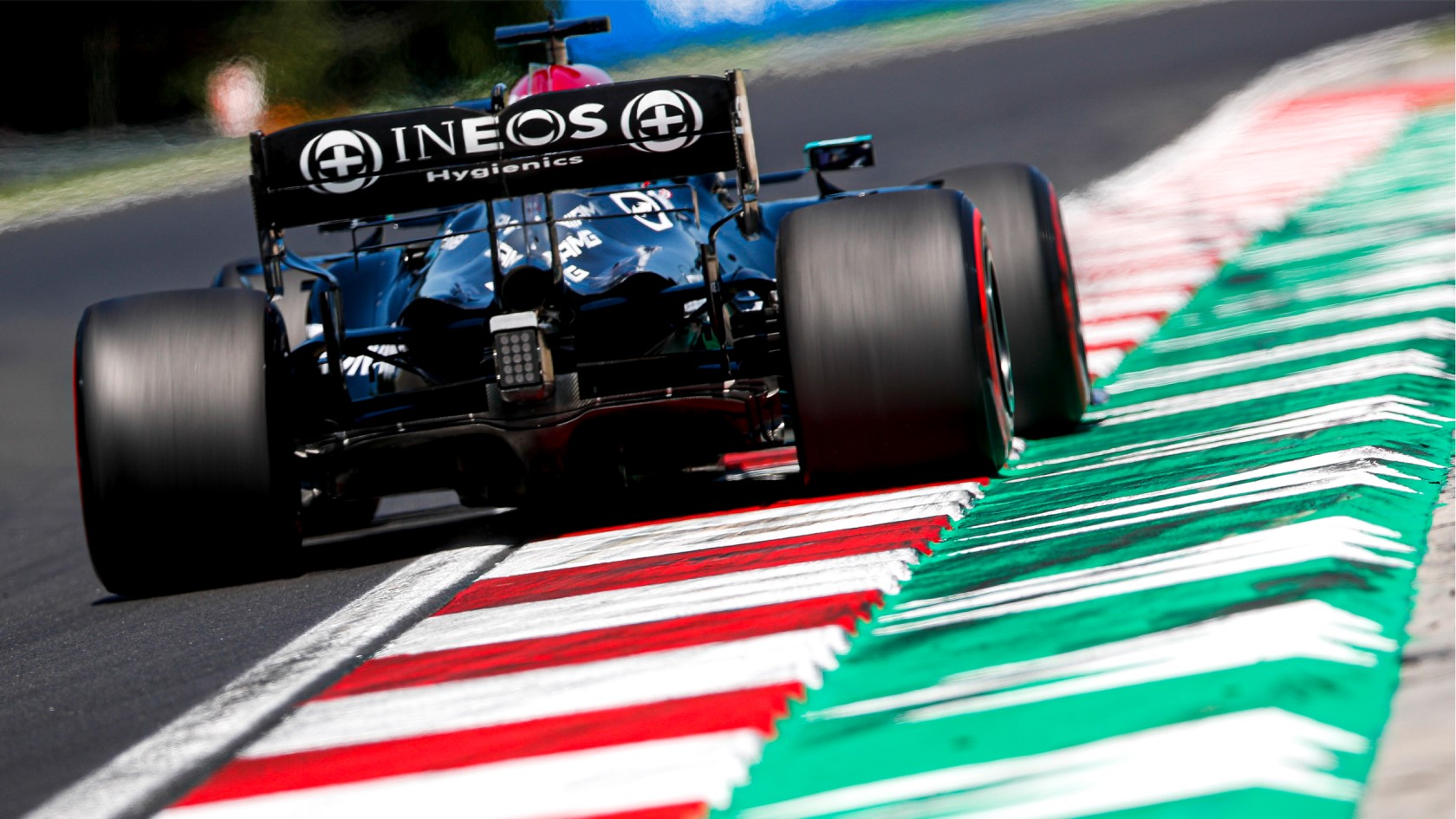 Hungarian Grand Prix Race Page - Mercedes-AMG PETRONAS F1 Team