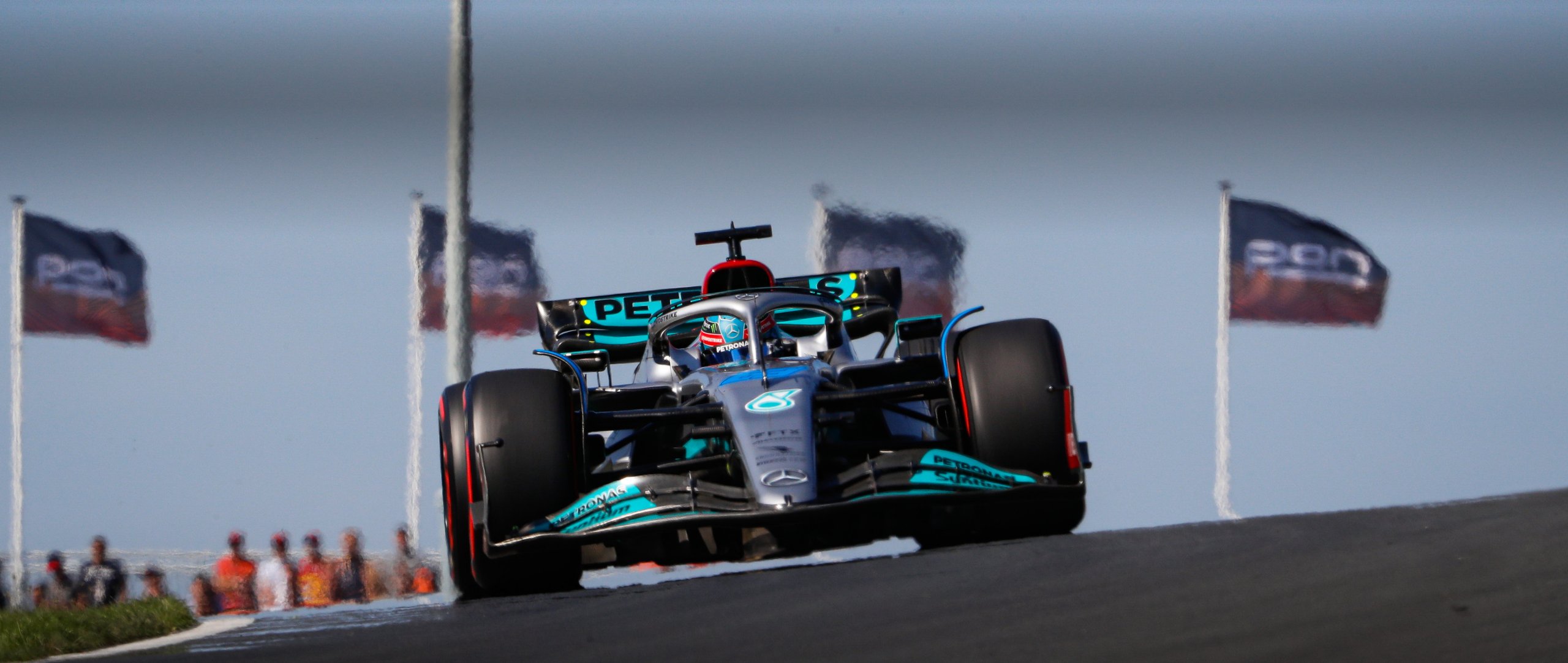 George P2, Lewis P4 in Dramatic Dutch GP - Mercedes-AMG PETRONAS F1