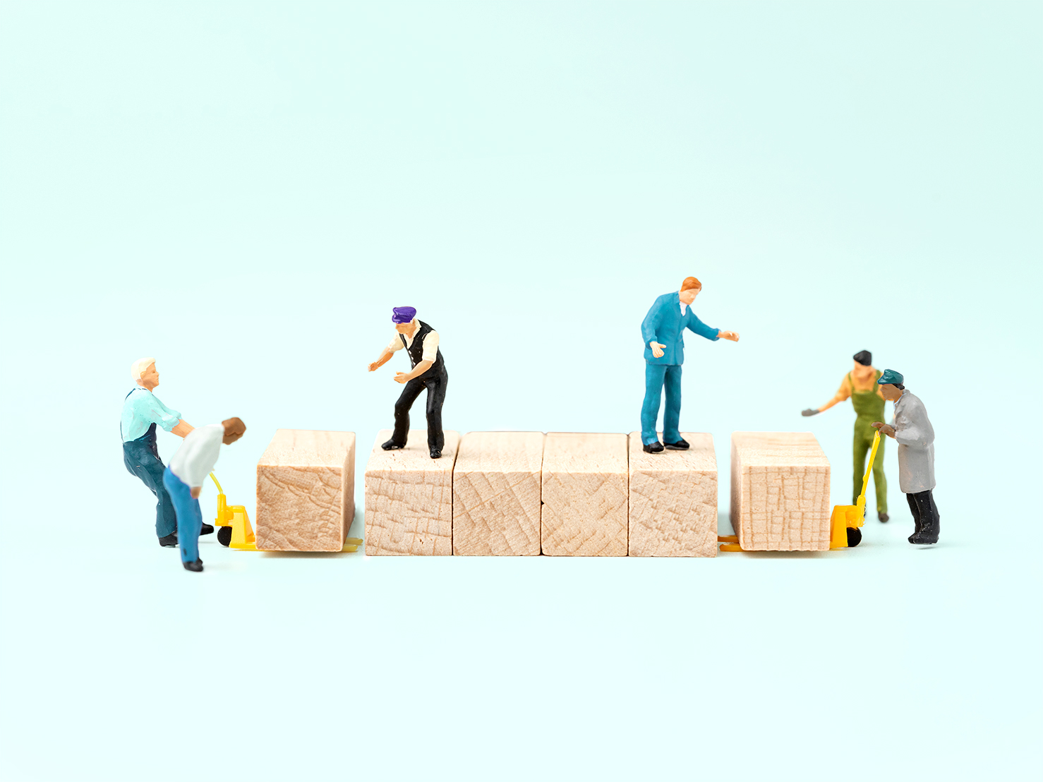 Top 8 Project Management Apps For Team Collaboration