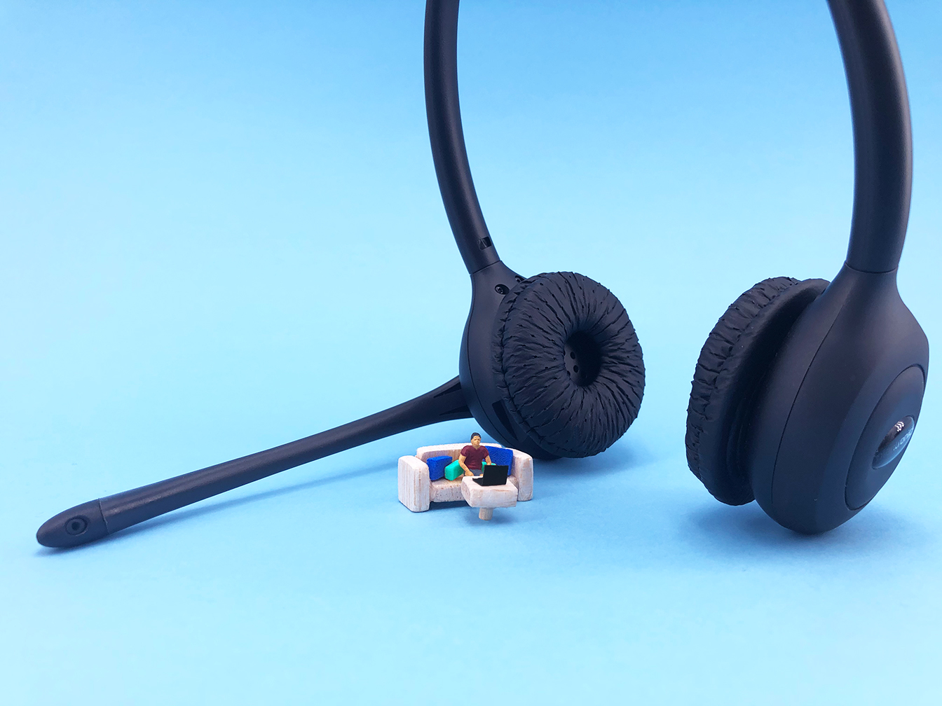 What is a Virtual Call Center? How Your Business Can Benefit From Going ...