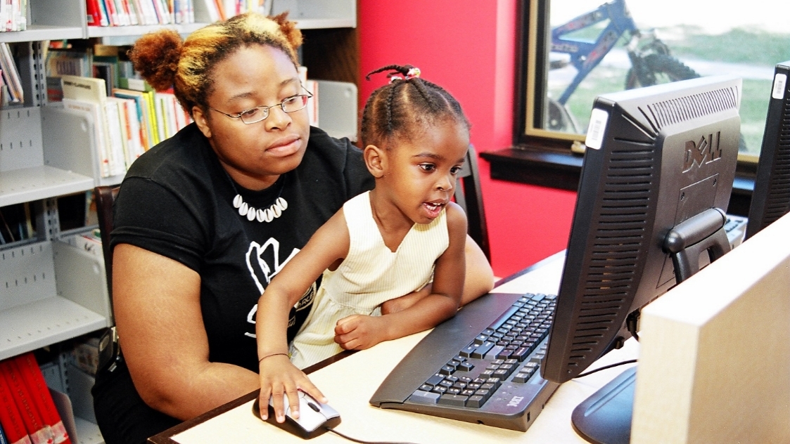 Books & More : Ready for Reading