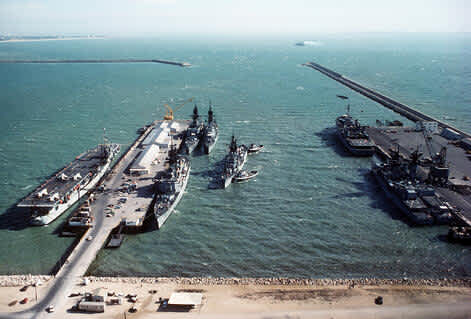 Impermeabilización de las cubiertas de la base naval de Rota, una ...