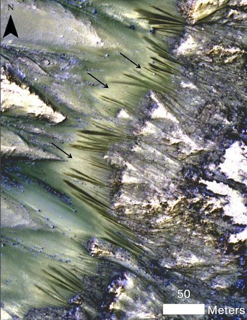 Water flowing on Mars | The Astroholic