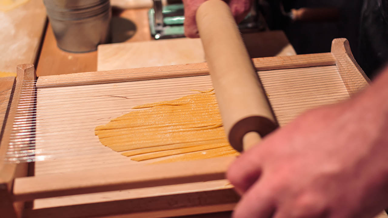 Pasta Making Class in Rome with Gelato & Wine | Walks of Italy