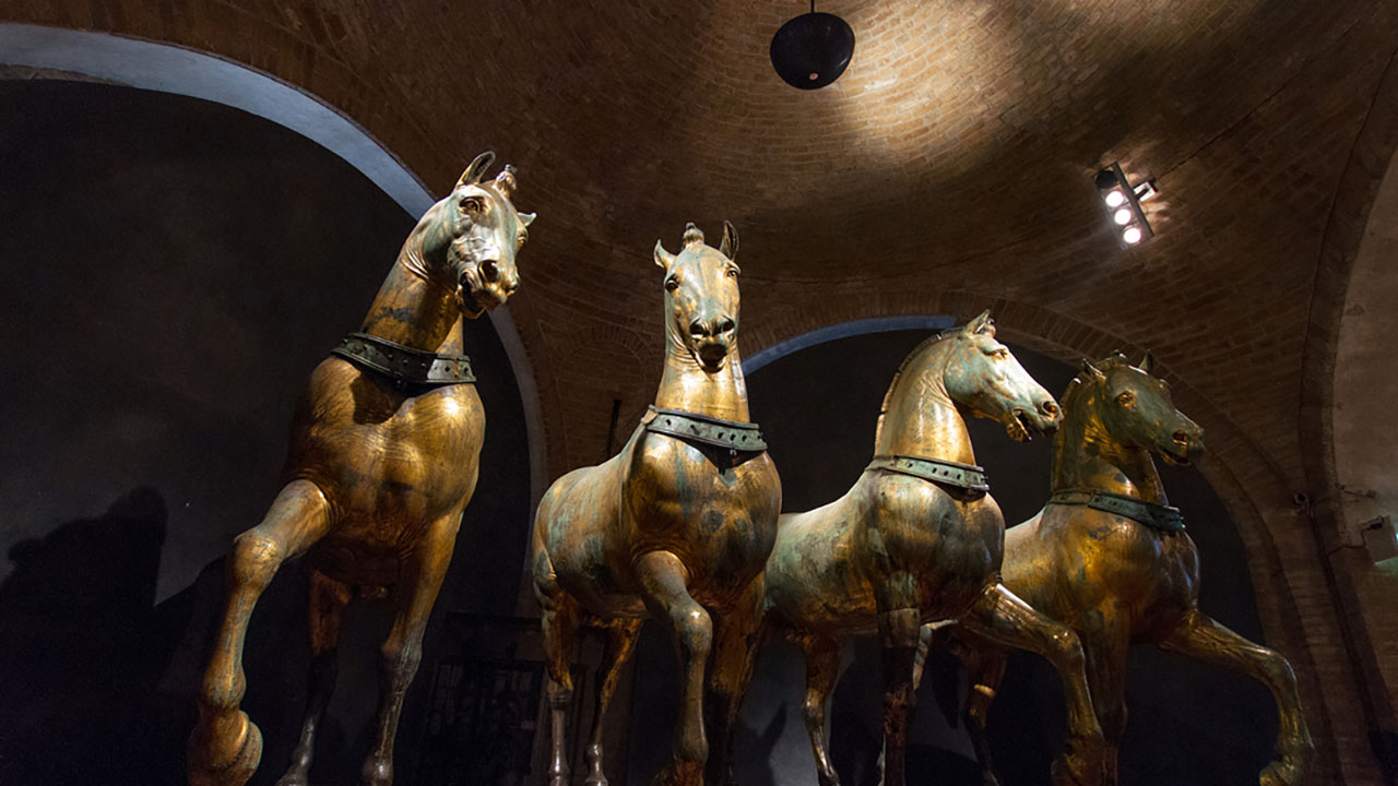 Alone in St. Mark's Basilica Tour – After Closing! | Walks of Italy