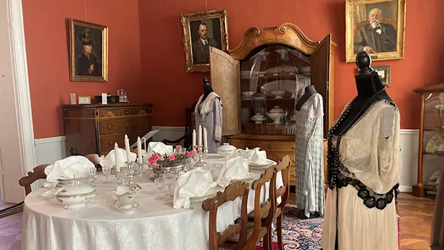 Svaneholms Slott mellan Ystad och Malmø - Øresundsbron