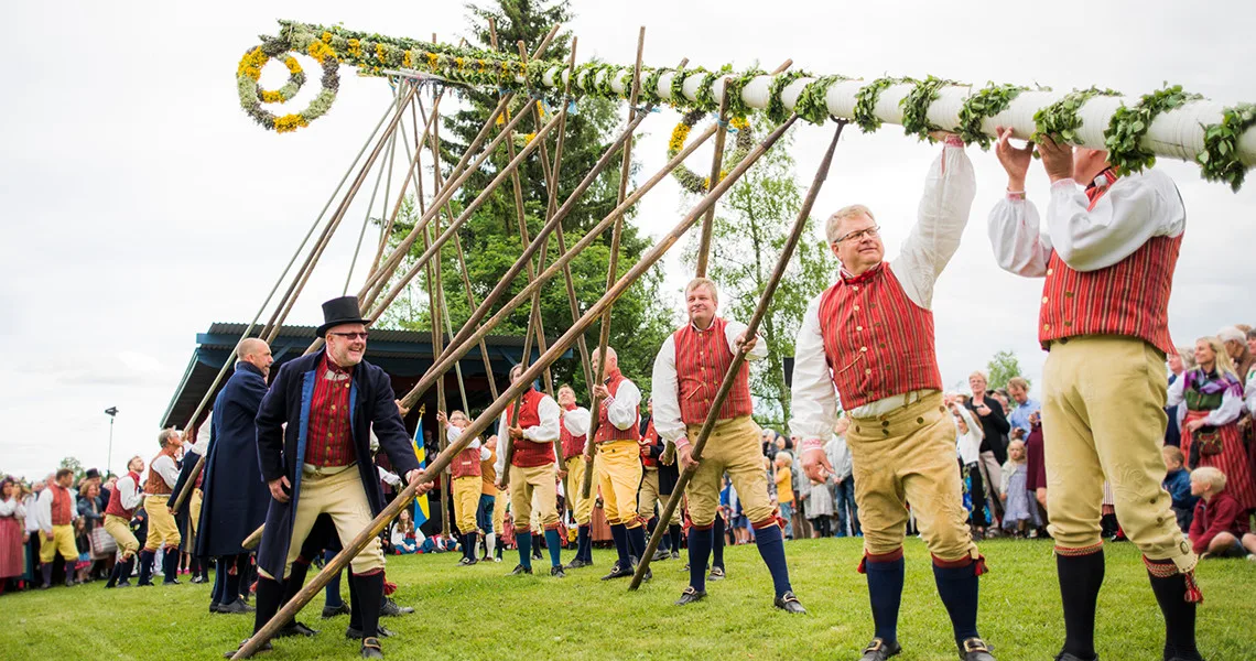Midsommer i Sverige – fest og tradition - Øresundsbron