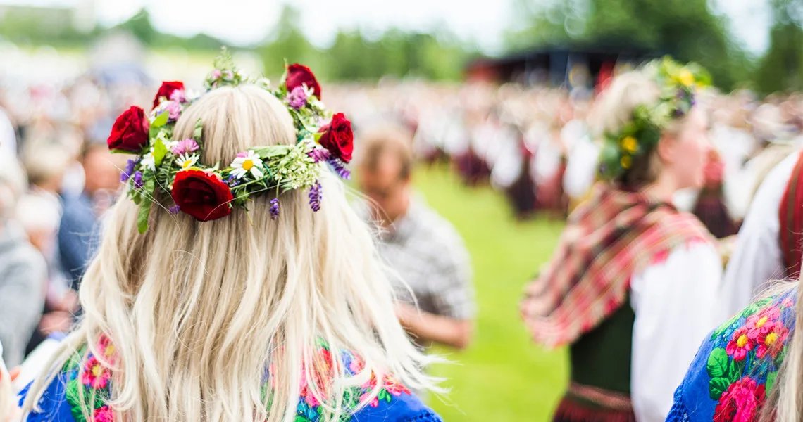 Midsommer i Sverige – fest og tradition - Øresundsbron
